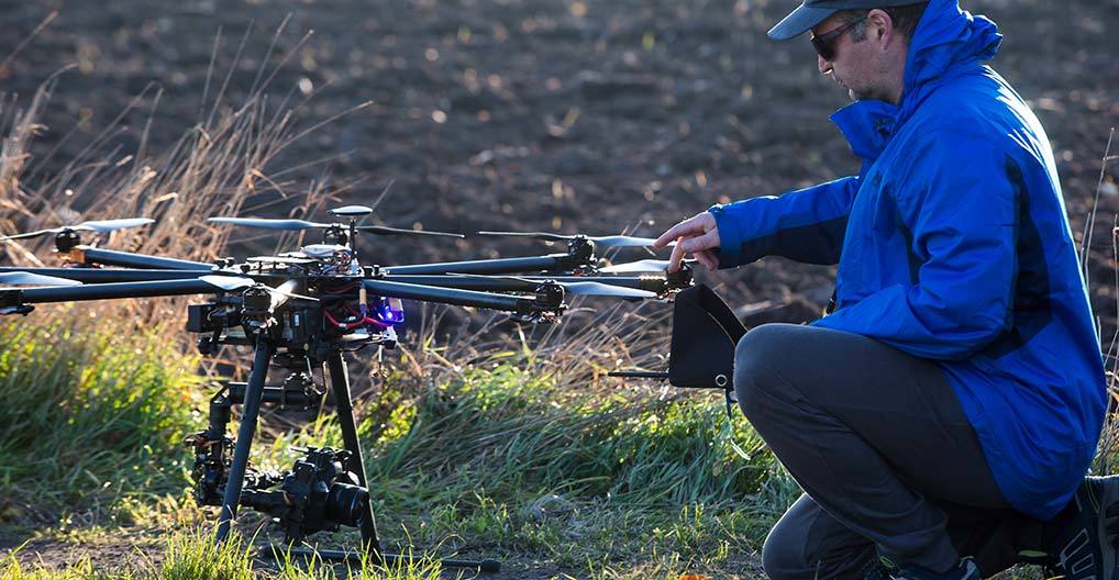 Learn How to Fly a Quadcopter or Drone Correctly and Safely