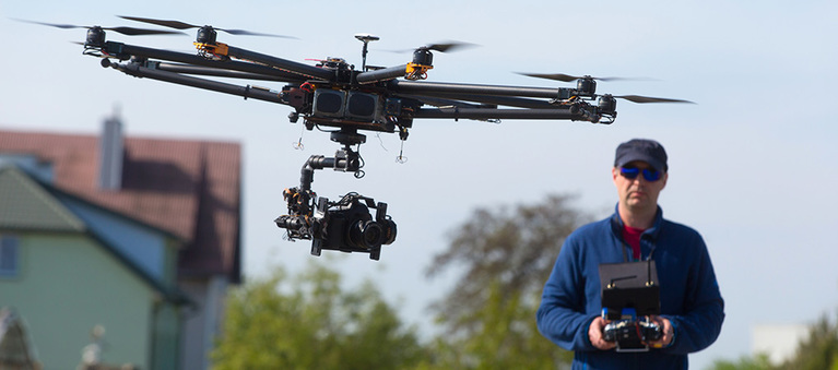 Learn How to Fly a Quadcopter or Drone Correctly and Safely